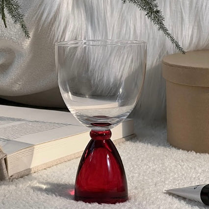 Hourglass cup